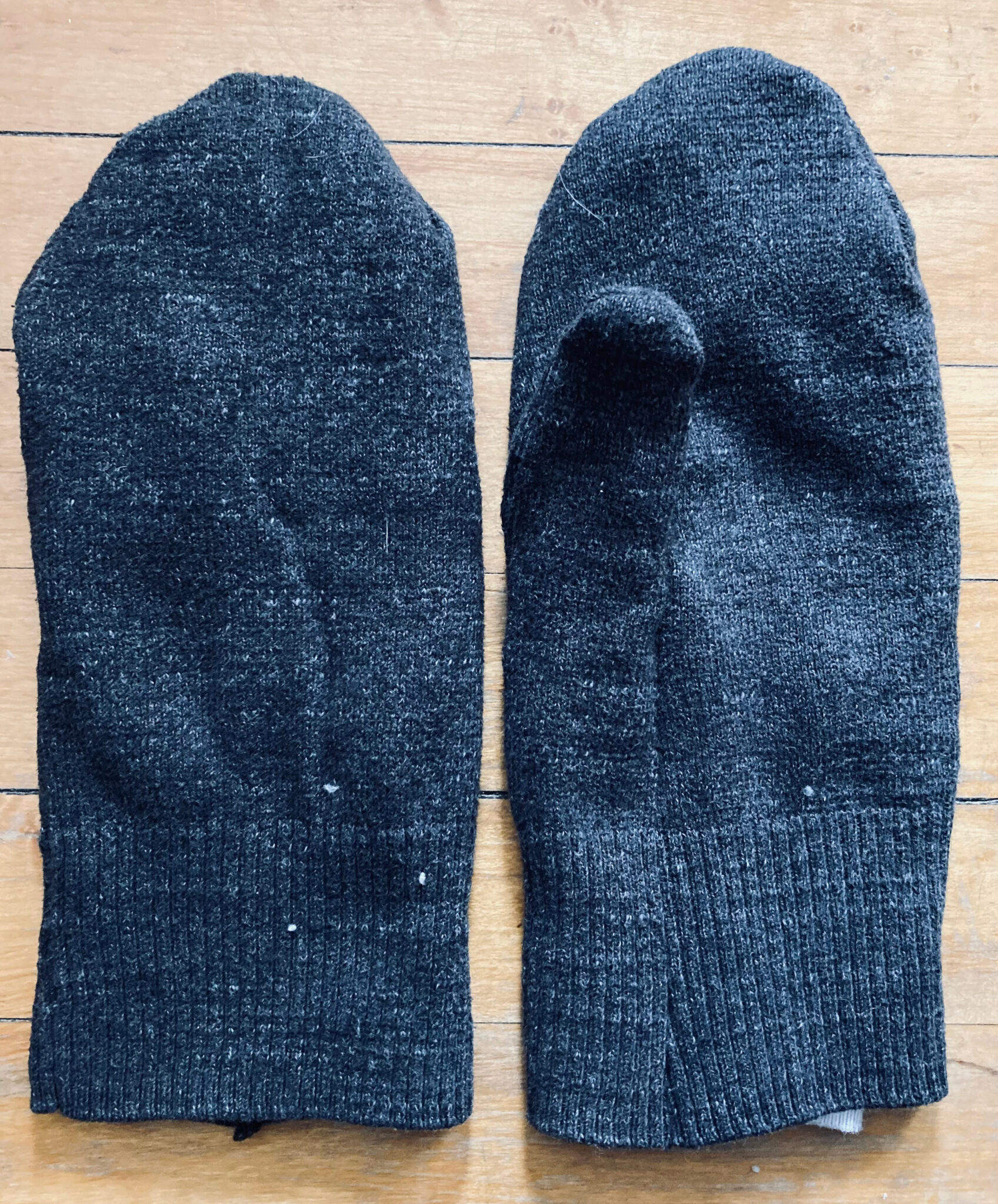 Mitten – Repurposed Sweater Pattern – Carolyn Olson